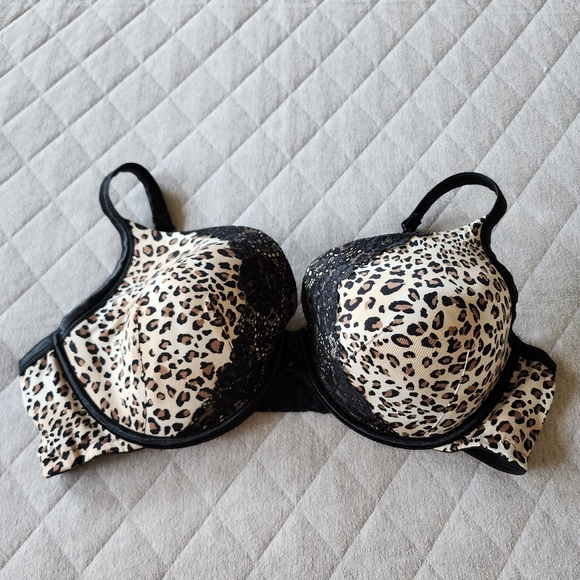 Cacique | Intimates & Sleepwear | Cacique Smooth Boost Plunge Bra 44dd ...